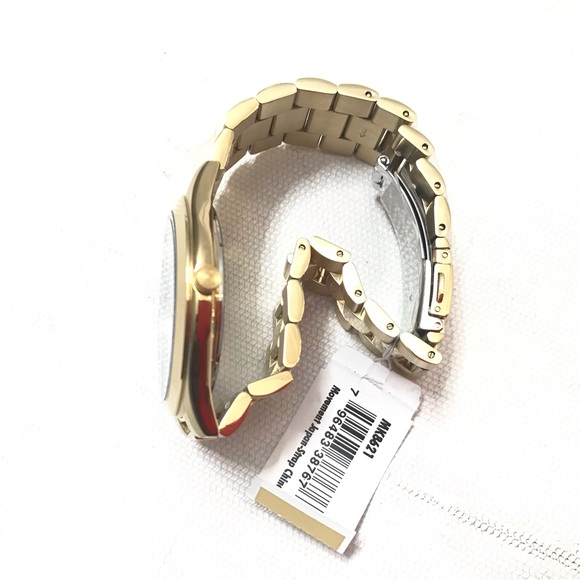 Michael Kors | Accessories | Michael Kors Slim Runway Mk862 Mens Gold ...